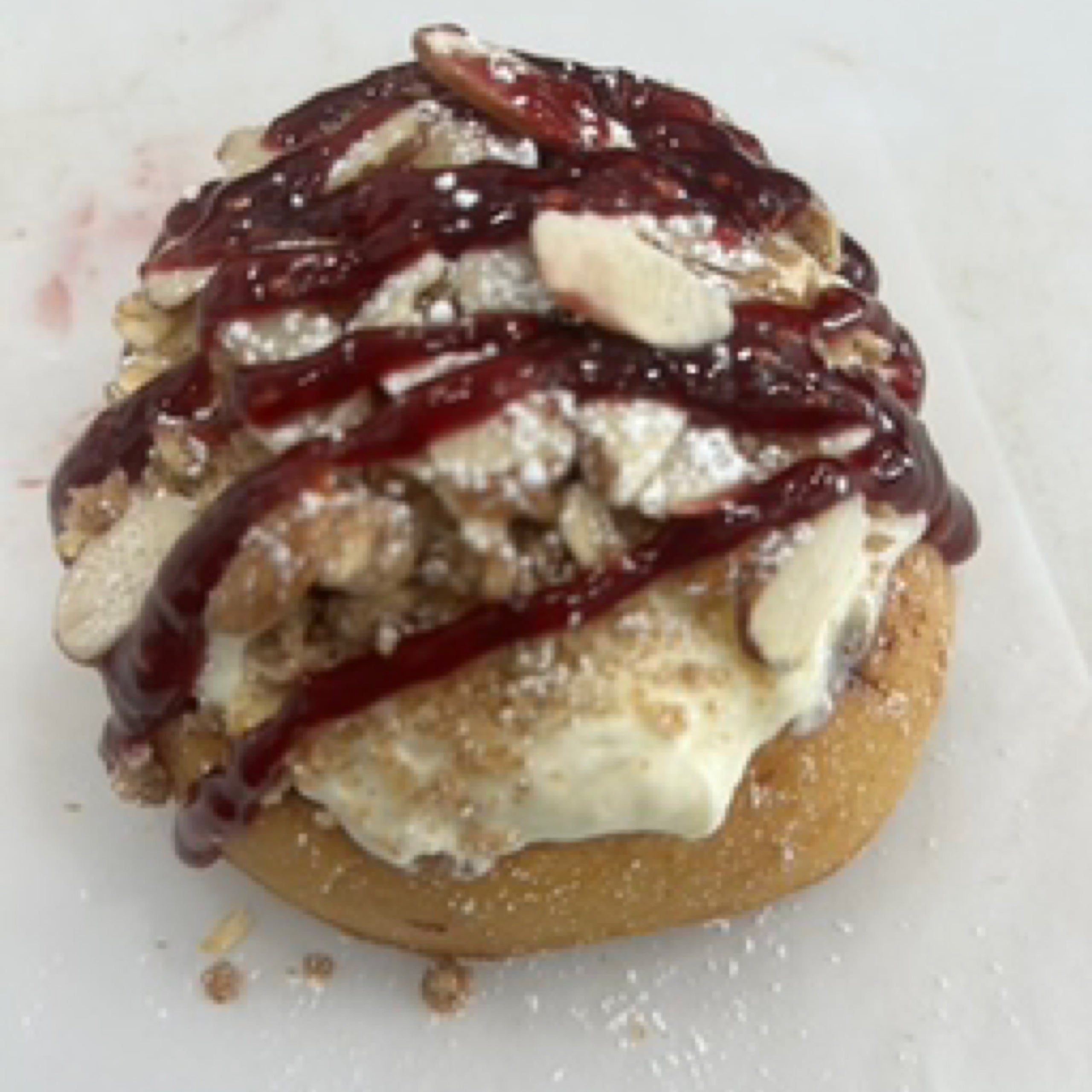 Sunburst crumble Roll | Cinnaholic Richmond